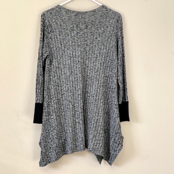 Comfy USA | Tops | Comfy Usa Gray And Black Tunic Sweater Nwot | Poshmark